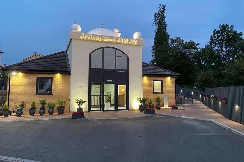 Cliff Close Mosque - Design & Innovate